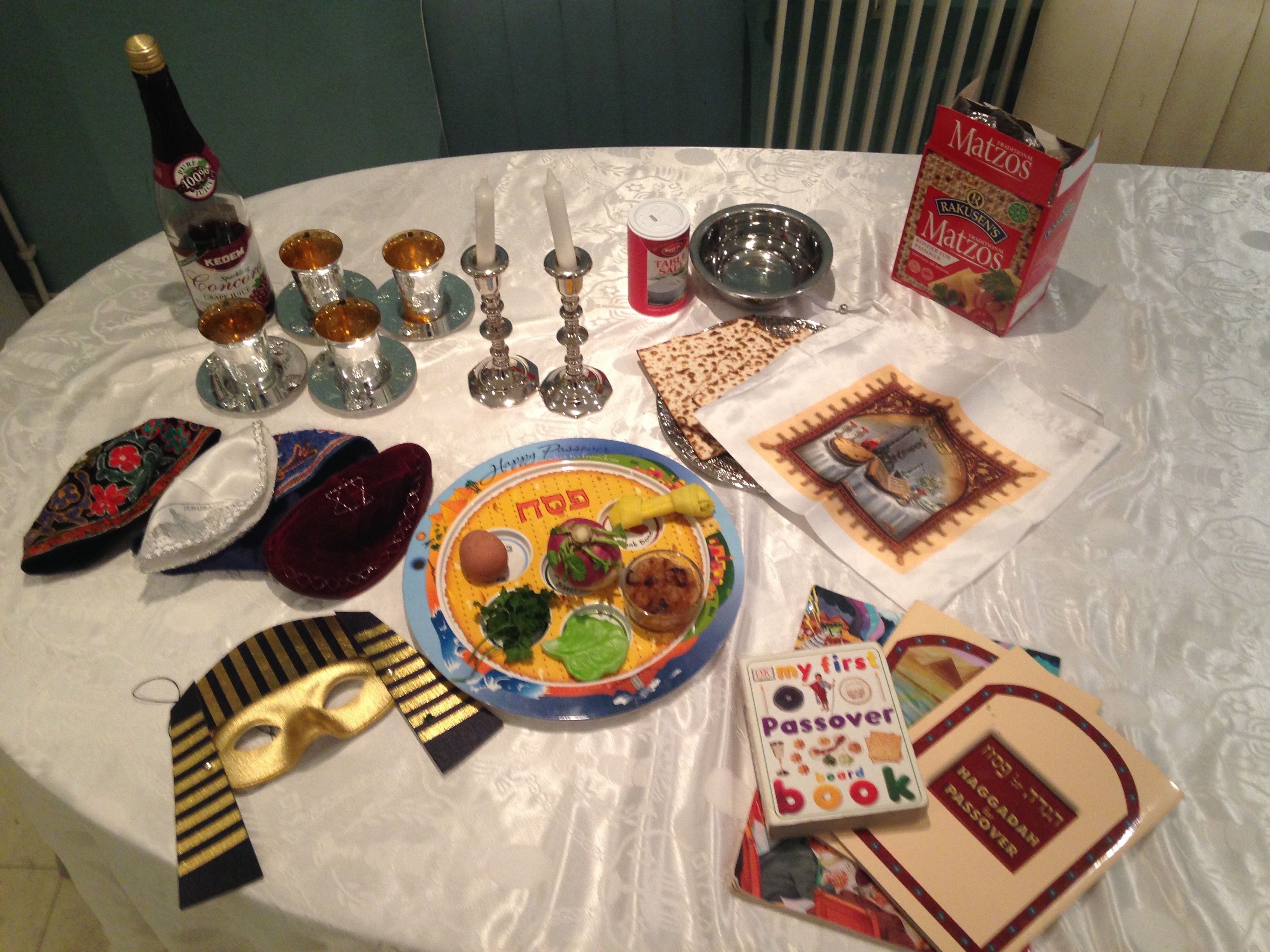 workshop image new - artefacts - Judaism For Schools